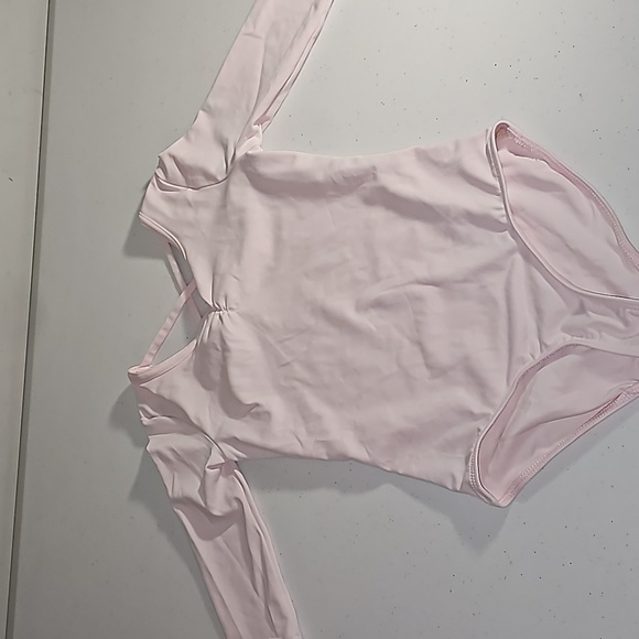 Danskin | Costumes | Danskin Soft Ballet Pink Leotard Size Small 66x ...